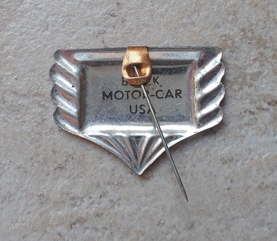 BUICK Car USA US Hat Pin Lapel Pin Tie Tac Hatpin Pins 1960 yellow | eBay