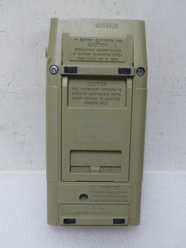 Fluke 8060A RMS Digital Multimeter ~ Powers Up/New Battery ~ Parts ...