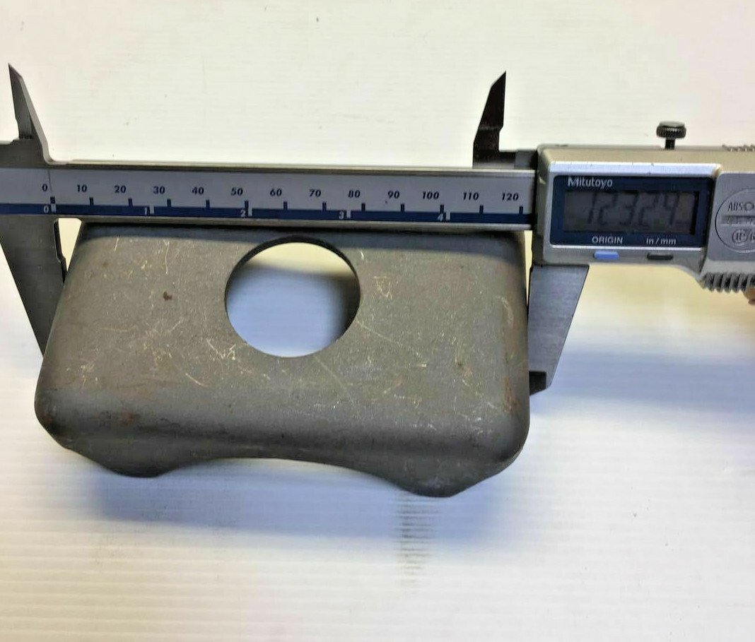 FORD 9 INCH DIFF SADDLE XR XT XW XY XA XB XC XD HOUSING SPRING LEAF ...