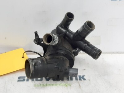 BOITIER THERMOSTAT Renault Captur (2R) 2016 110617089R / 110619413R | eBay