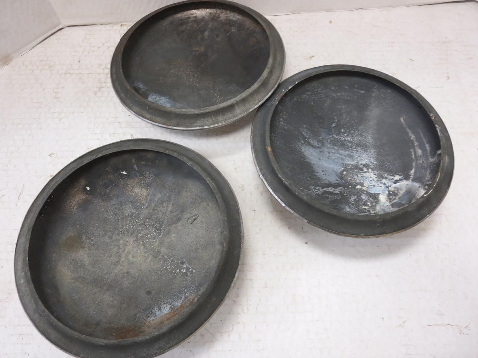 Vintage Willys-Overland Sedan Americar Station Wagon Hubcap NOS Lot of ...