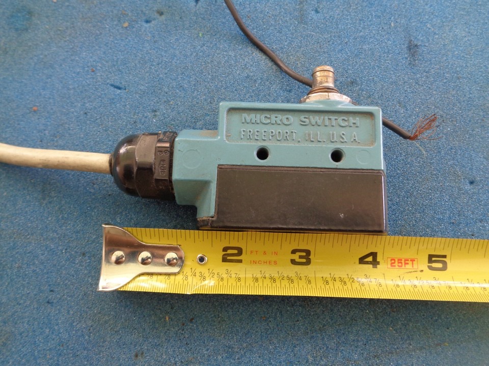 Honeywell MICRO SWITCH SPLASH PROOF 9143 BZEG-2RQ 15A 125-600VAC 125 ...