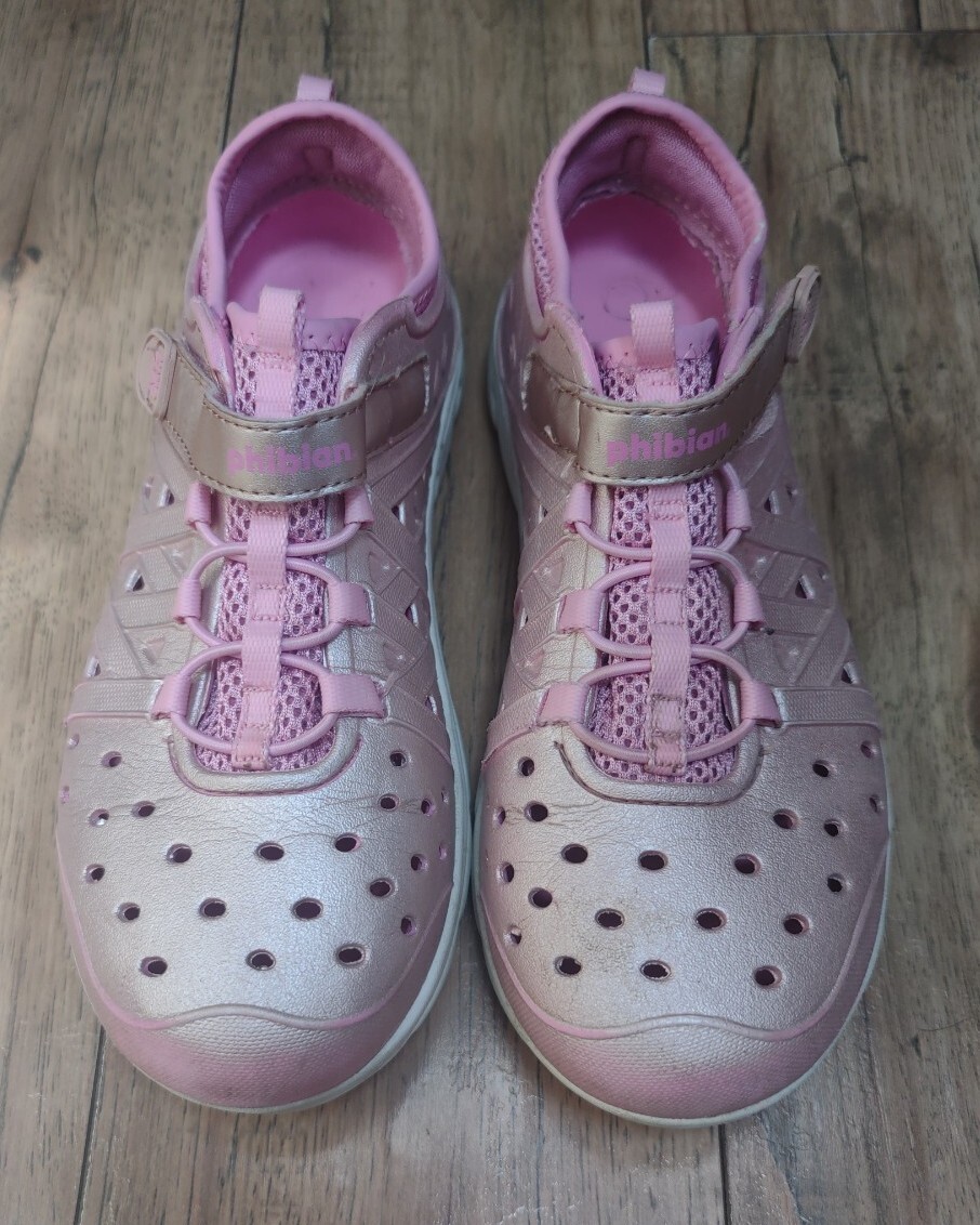 Stride Rite-Girl's pink Metallic Made2Play Phibian Water Shoes size 3 ...