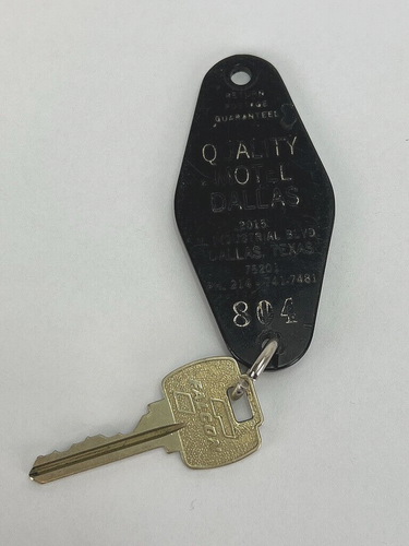 Vintage Dallas Motel Quality Texas Hotel Key & Black & Gold Fob Room ...