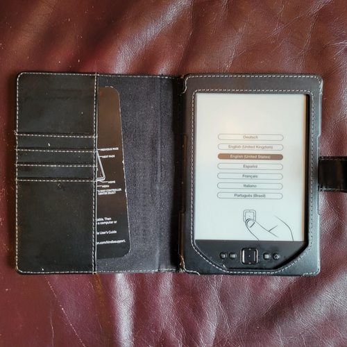 Amazon Kindle 4th Generation (D01100) 2GB 6" eBook Reader ...