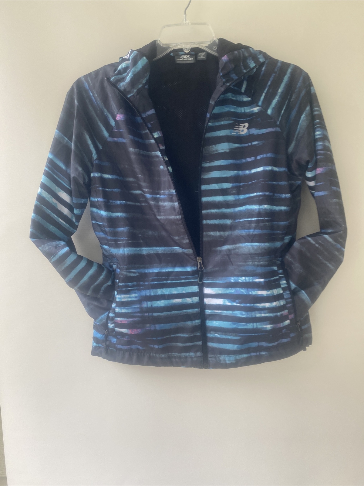 Woman New Balance Jacket Black Size M RN130893 | eBay