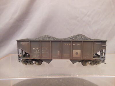 HO SCALE WEATHERED BWCX 2889 BERWIND 2-BAY HOPPER | eBay