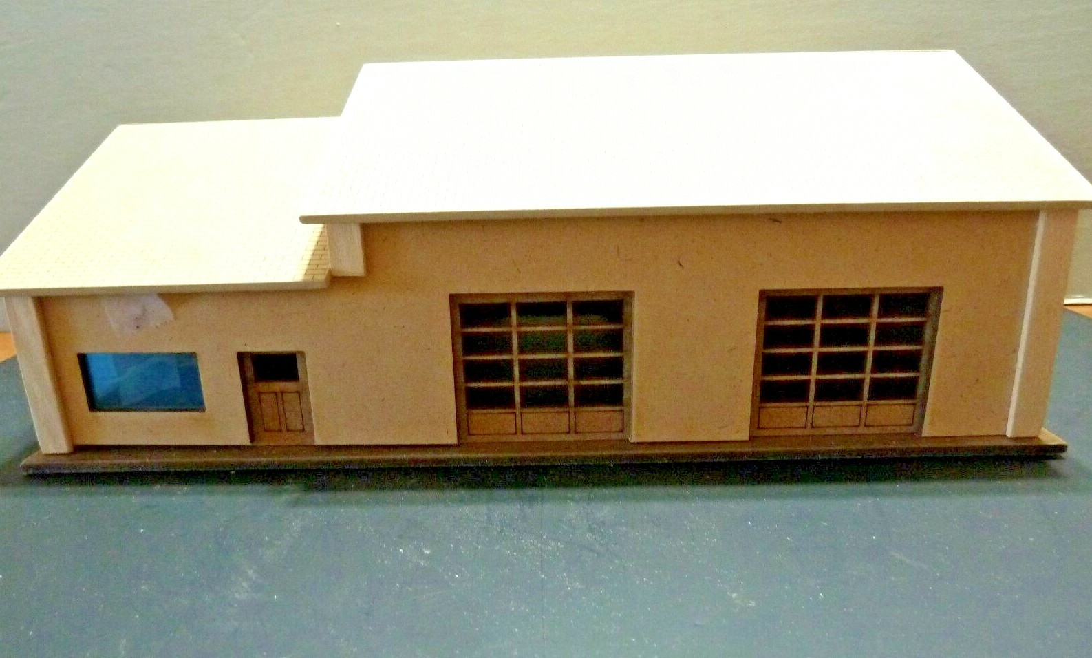 1/64 Scale Model Showroom/Garage/Firehouse/Gas Station/House 8 Diorama ...