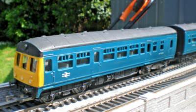 Triang OO Class 101 DMU R157 R158 In BR Blue power and dummy serviced ...