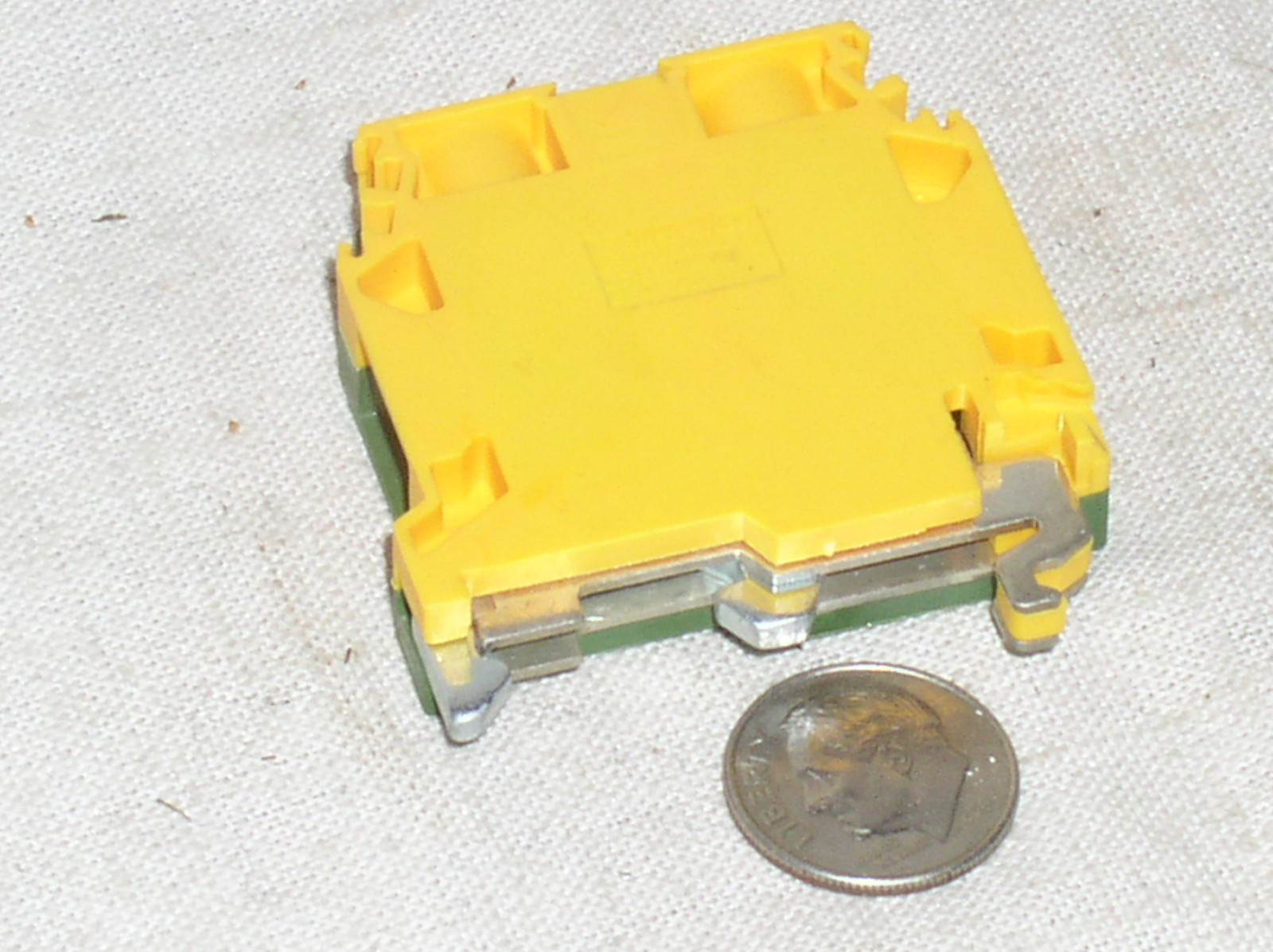 ABB ENTRELEC M10/10.P DIN RAIL GREEN+YELLOW TERMINAL BLOCK GROUND ...