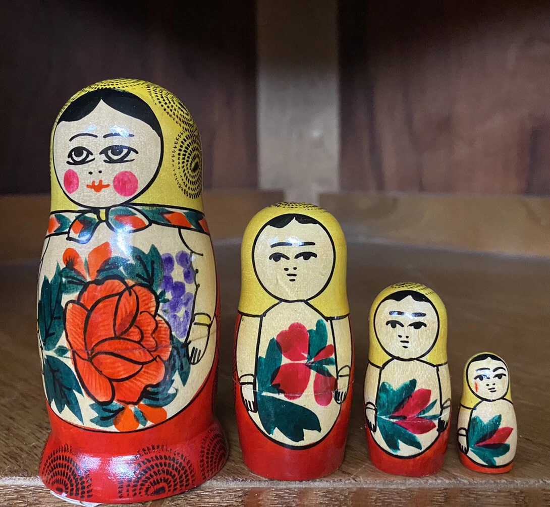 Russian Nesting Dolls Art