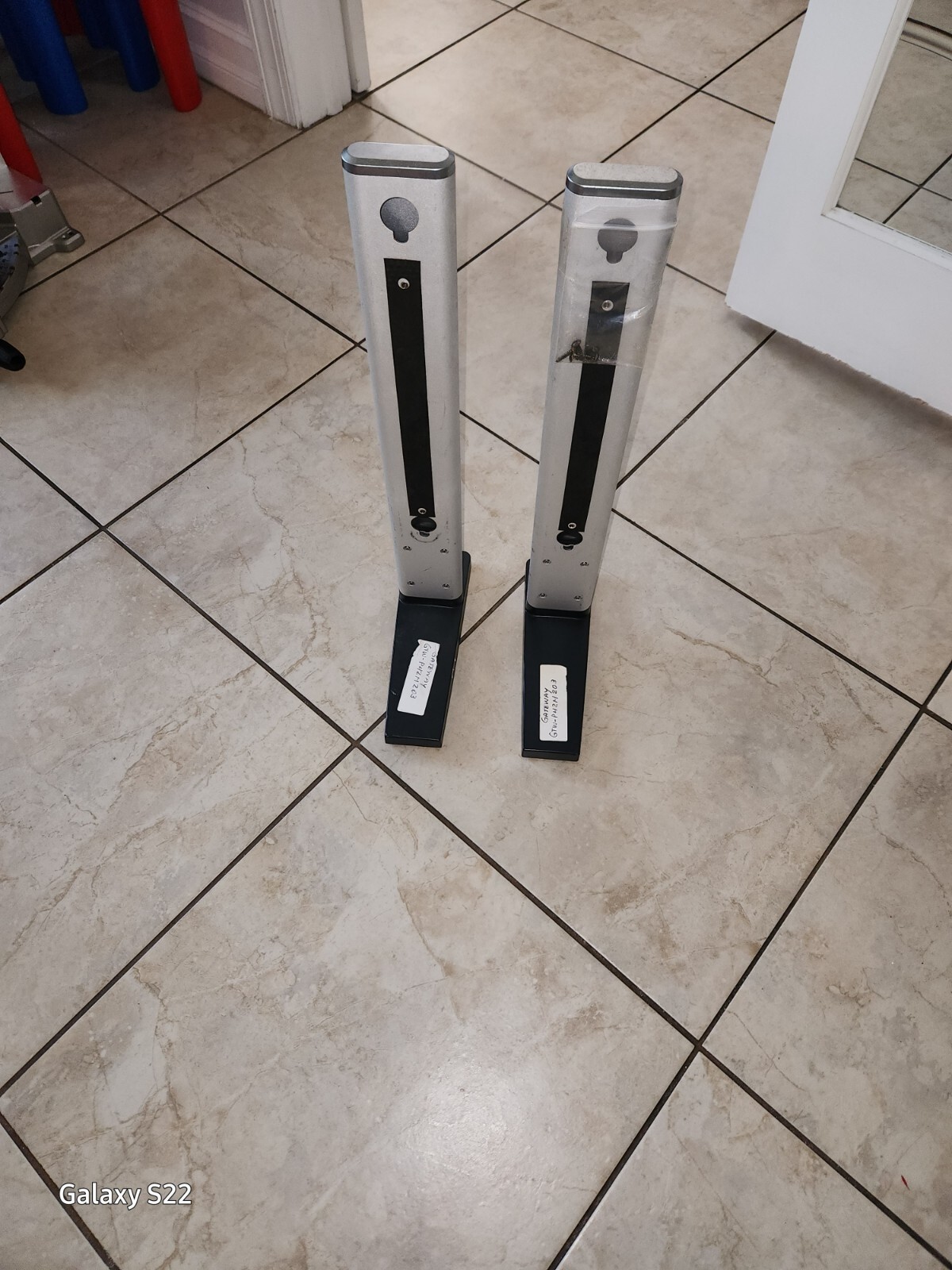 GATEWAY STAND FOR MODEL GTW-42M203 | eBay