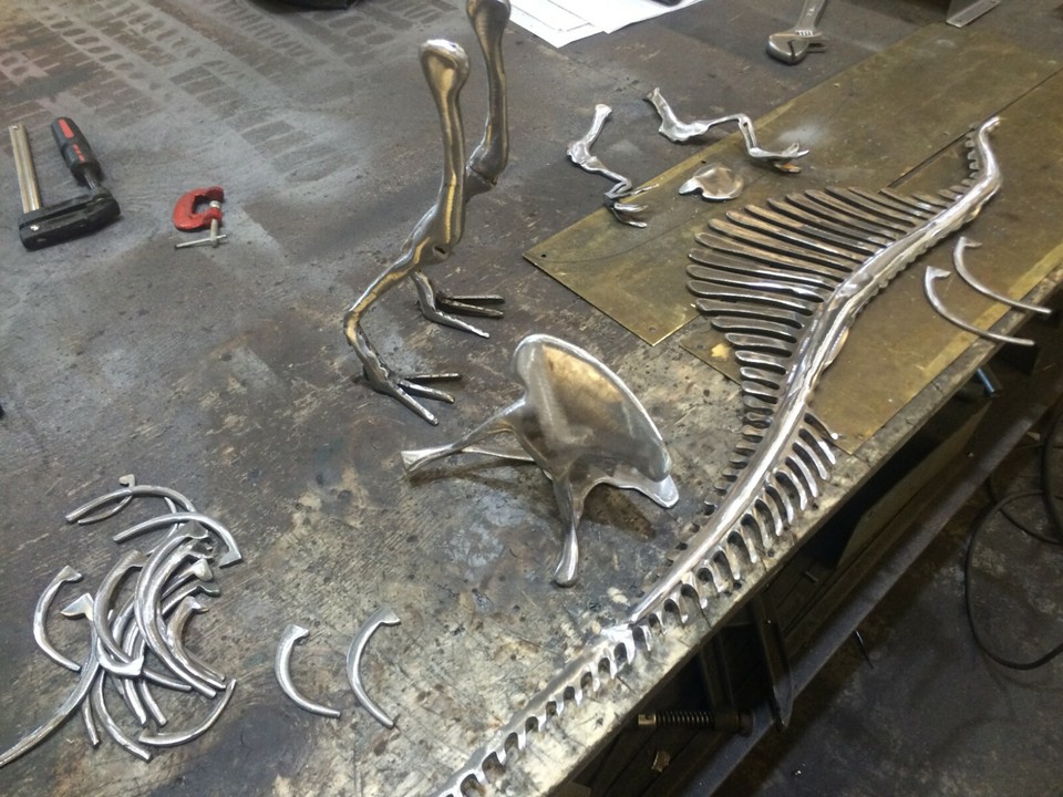 Handmade Welded Steel Dinosaur Skeleton Sculpture / Spinosaurus | eBay UK