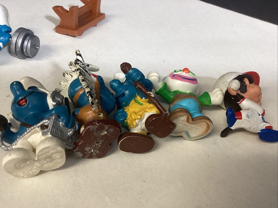 Vintage SMURFS Lot Peyo Schleich 1980s Smurf Figures Gargamel Net ...
