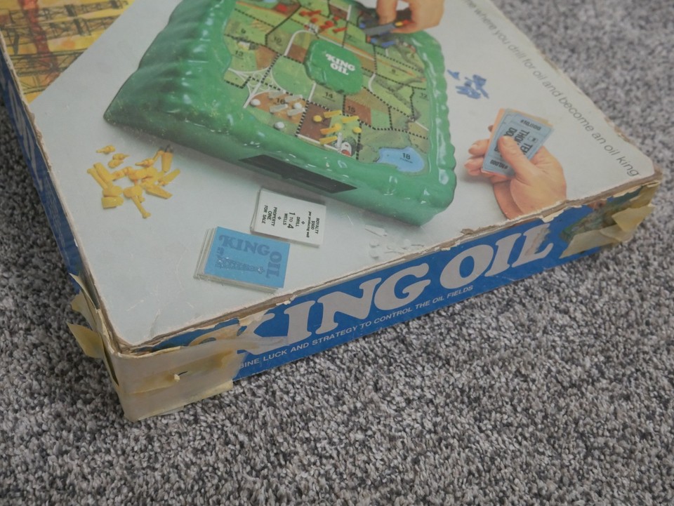Vintage 1974 King Oil Board Game By Milton Bradley - Made In USA | eBay
