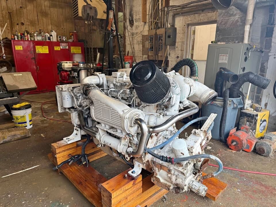 Cummins QSC 8.3 , 600 HP Marine Diesel Engine with ZFTransmission | eBay