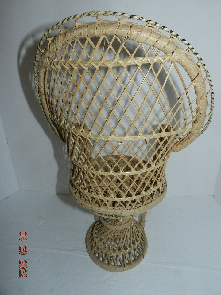 Vintage Wicker Peacock Fan Back Rattan Chair Boho 1970s Plant Stand 16 ...
