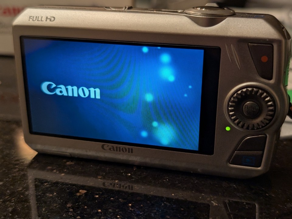 Canon PowerShot SD4500 IS 10MP Digital ELPH Camera Silver -memory card ...