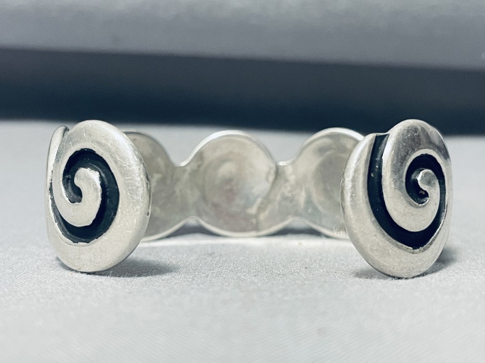 MOST FAMOUS NAVAJO ARTIST- VINTAGE NAVAJO KENNETH BEGAY STERLING SILVER ...