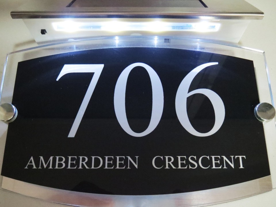 MODERN SOLAR LIGHT House Signs Plaques Door Numbers 1 - 9999 street ...