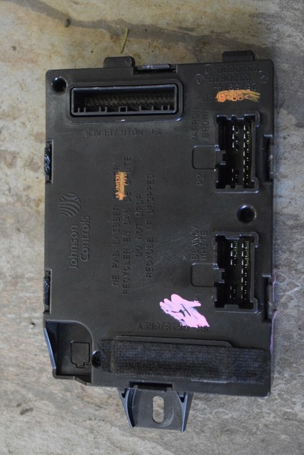 2015 Vauxhall VIVARO BCM Body Control Module 284B18533R for sale online ...