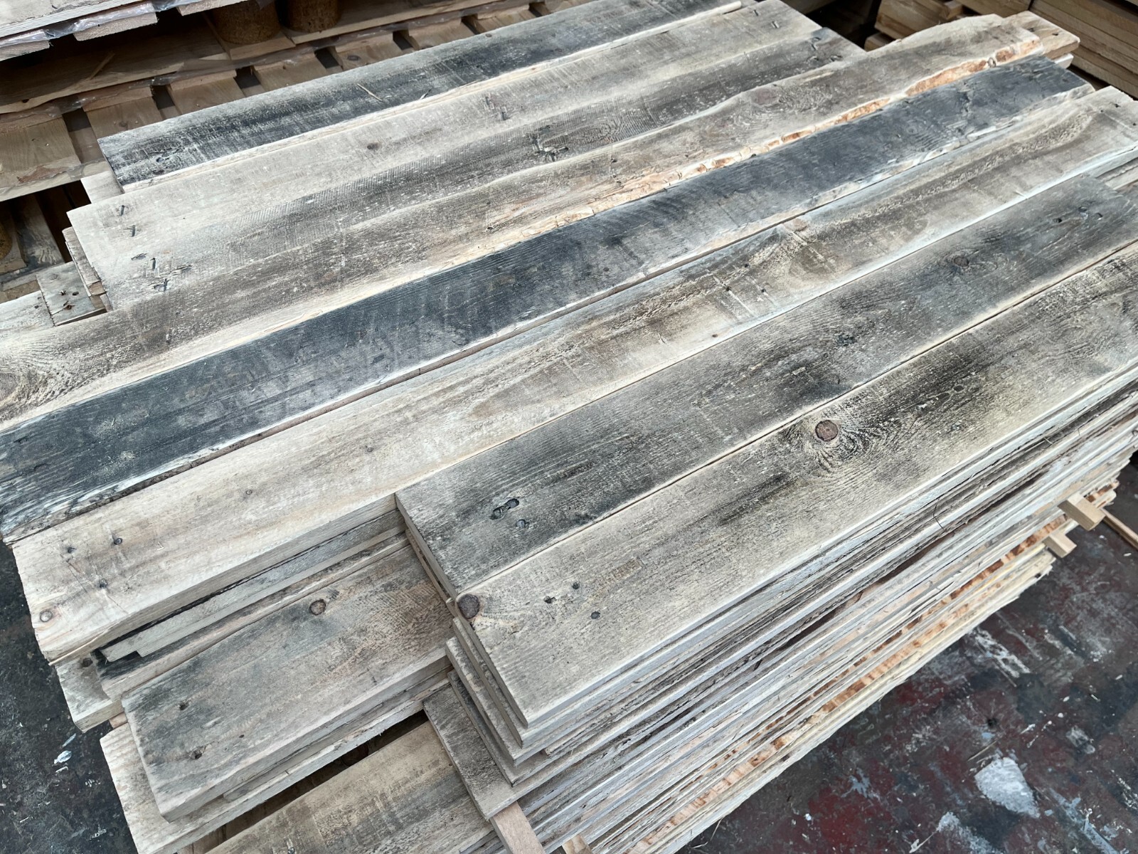 5sqm Reclaimed Sanded Pallet Wood Cladding | Weathered Timber Boards ...