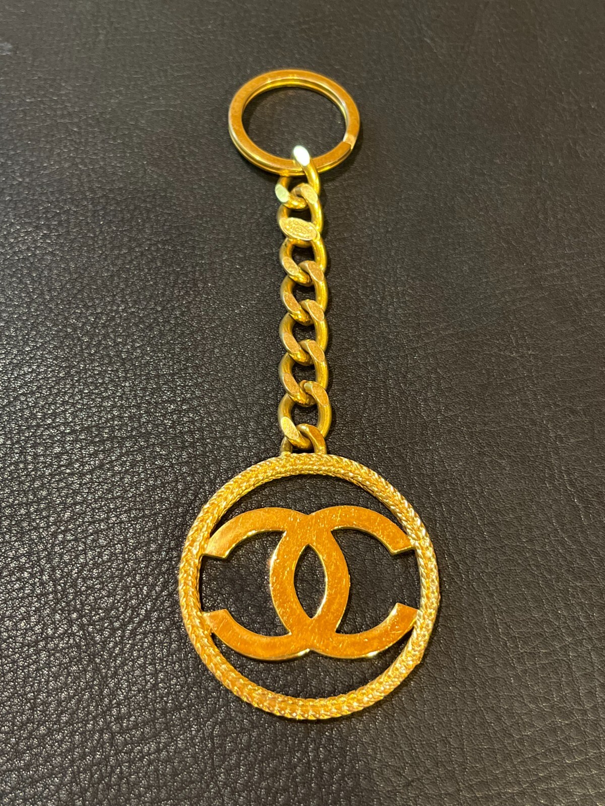 CHANEL Key ring chain holder Bag Charm AUTH Coco CC Big Logo Gold ...