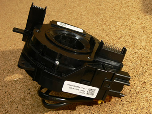 GENUINE LAND ROVER ROTARY COUPLER STEERING COLUMN WITH SENSOR LR2 ...