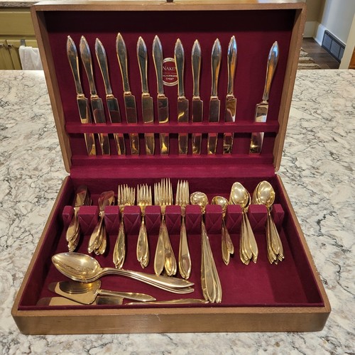 Dirilyte Regal Golden Hued Holloware Flatware 86 Piece Set with ...