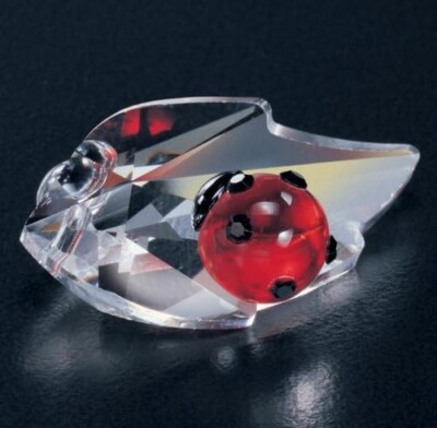 Crystal World Miniature Ladybug on Leaf Figurine New In Box | eBay