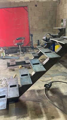 Floating Staircase - Cantilever Staircase - Central Spine- Mono ...