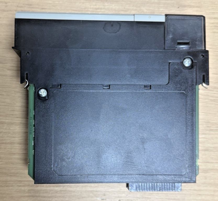 ALLEN-BRADLEY 1756-L61 CONTROLLOGIX PROCESSOR UNIT 1.2A@5.1VDC SERIES B ...