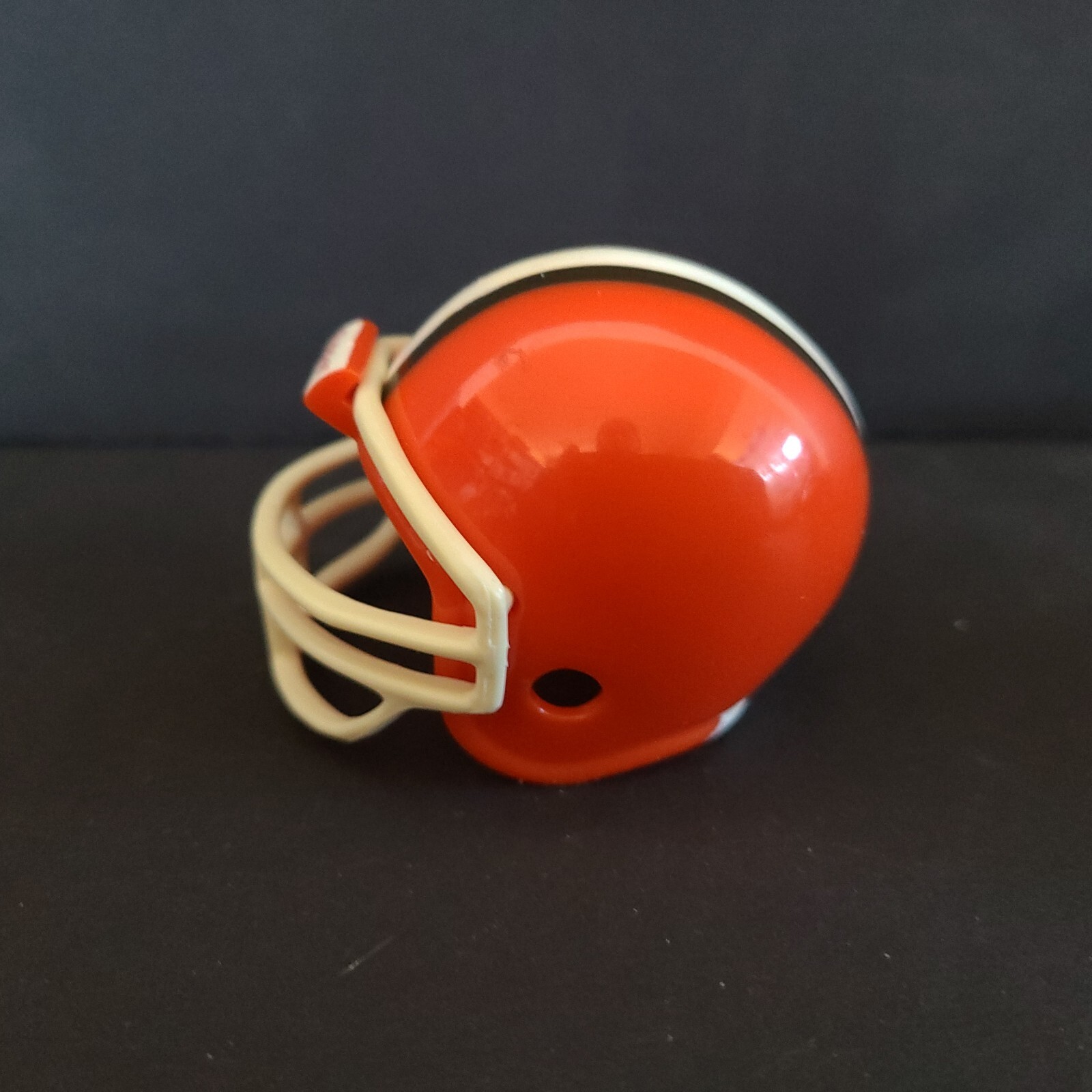 NFL Football Pocket Pro mini Helmet - Throwback Traditional Riddell ...
