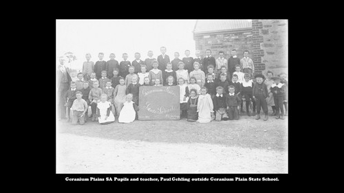Geranium Plains SA Pupils and teacher at Geranium Plain State School ...