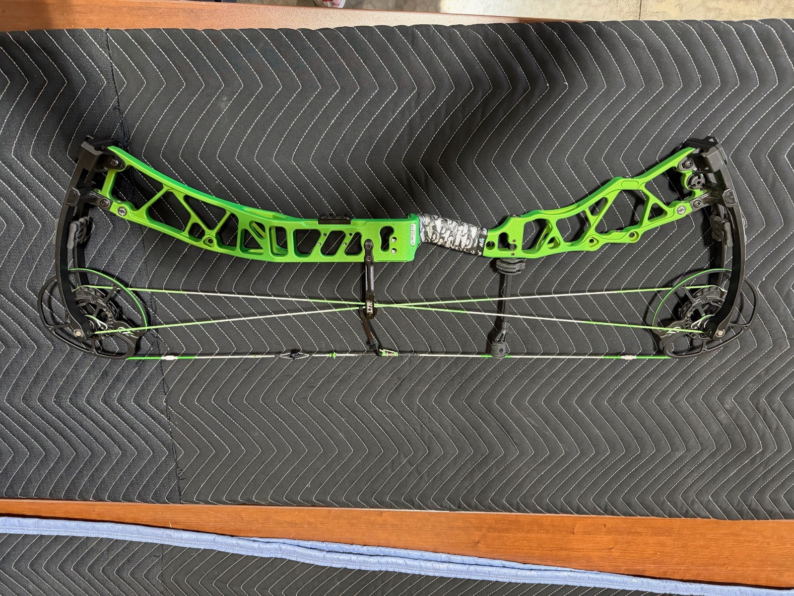 Elite Exalt LD RH Green 26.5-32/70 - Lightly Used | eBay