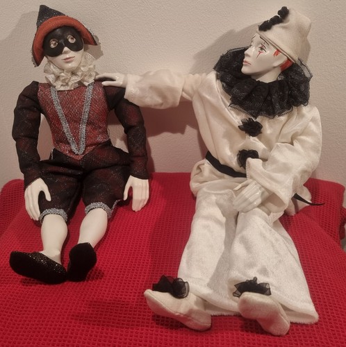 Pair of Handcrafted & Painted Venetian Carnival Puppets – Porcelain ...