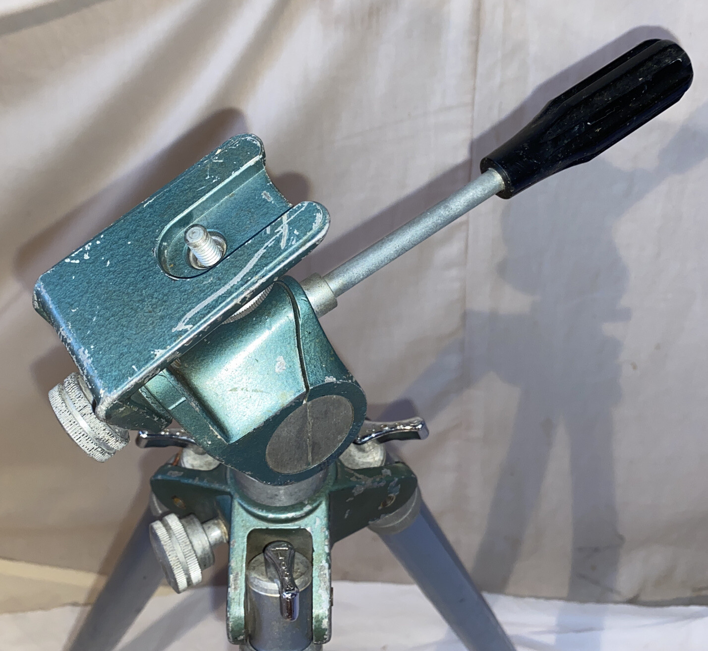 Welt Safelock tripod unusual top locking leg. | eBay