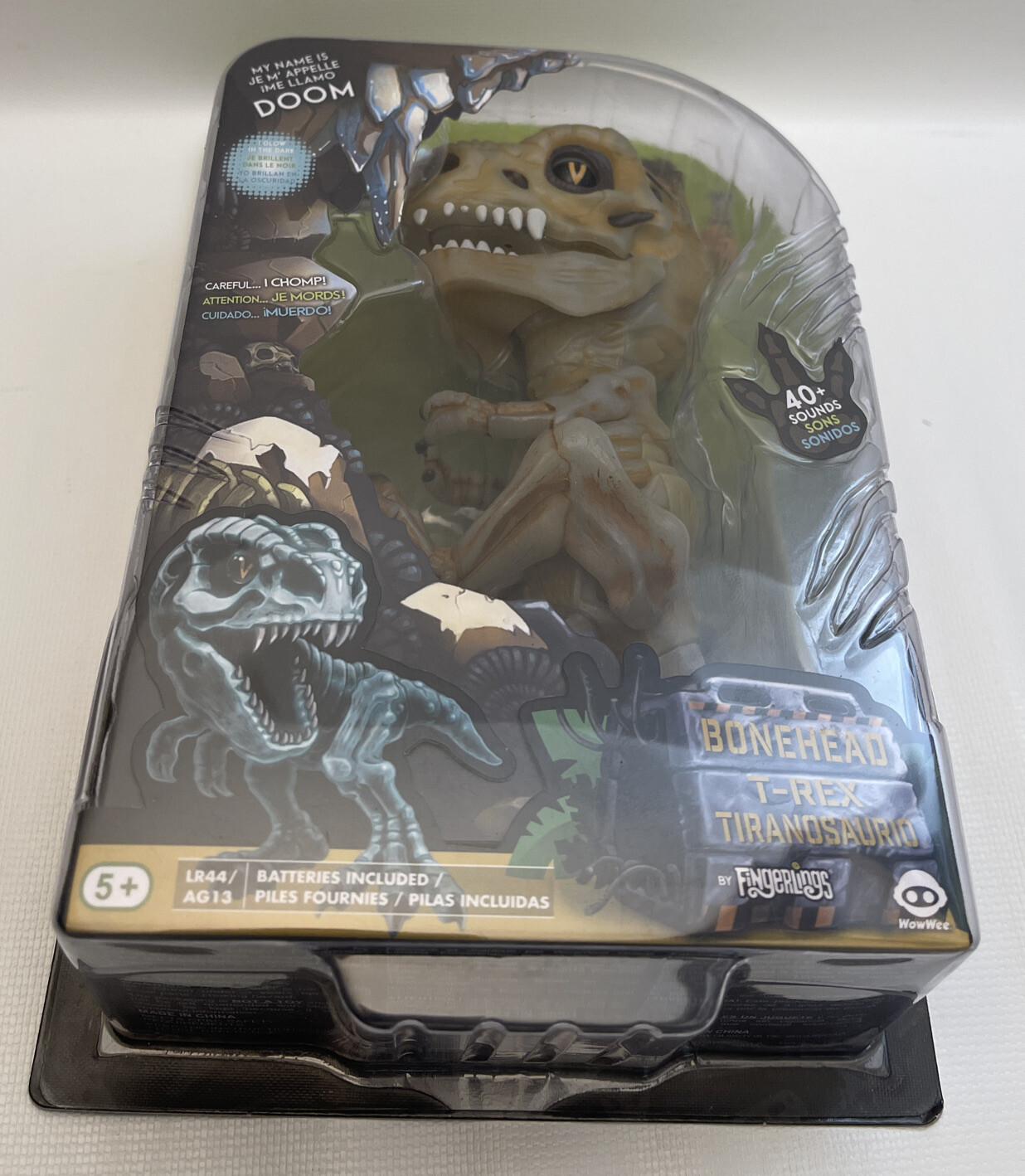 Fingerlings Untamed Bonehead T-Rex DOOM GLOW IN THE DARK | eBay