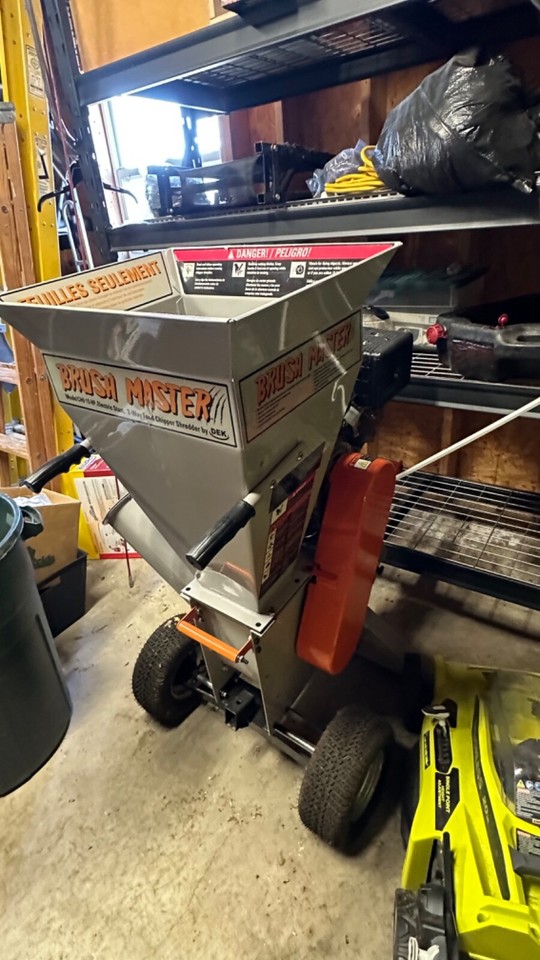 Brush Master Chipper Shredder Model CH9 15HP Electric Start, Trailer ...