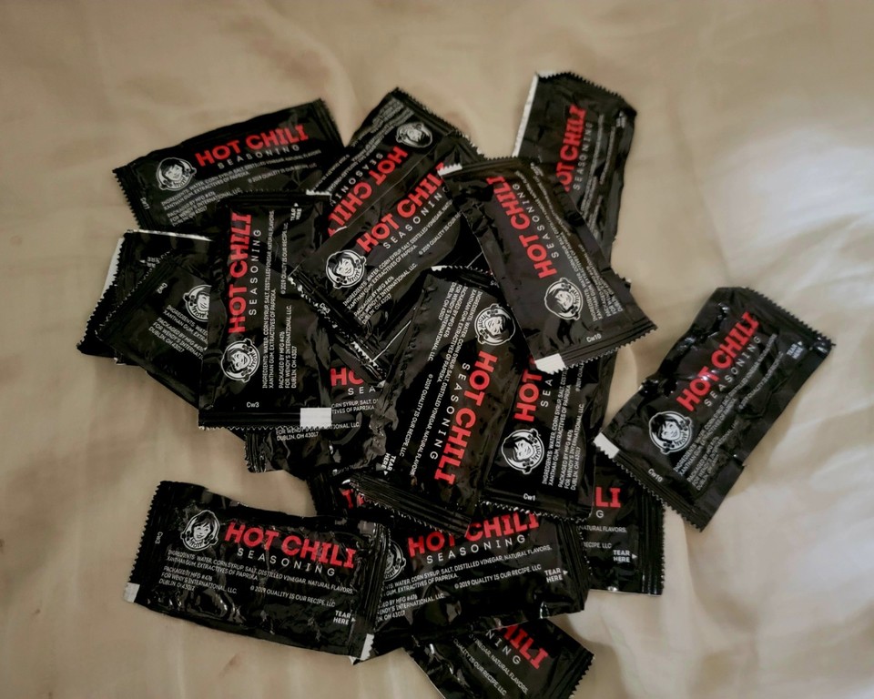 Wendy's Hot Chili Seasoning Sauce Packets Wendys - Lot of 20 Packs | eBay