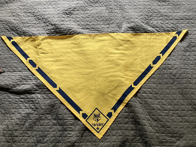 Vintage BSA Boy Scouts Cub Scout Yellow and Blue Neckerchief Bandana ...