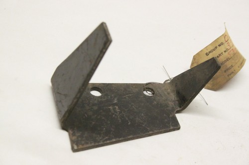 NOS 1953-55 Chevrolet Corvette 235 Six Cylinder Engine Lower Mount RH ...