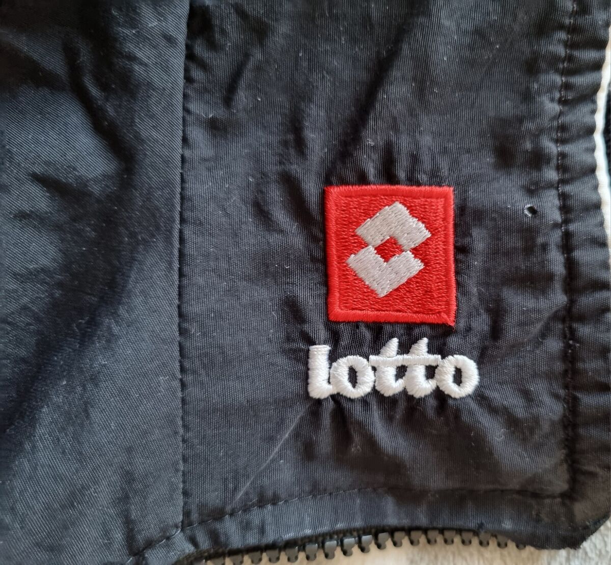 Juventus 2002 - 2003 football Lotto Track Jacket size Extra Juventus 2002 - 2003 football Lotto Track Jacket size Extra