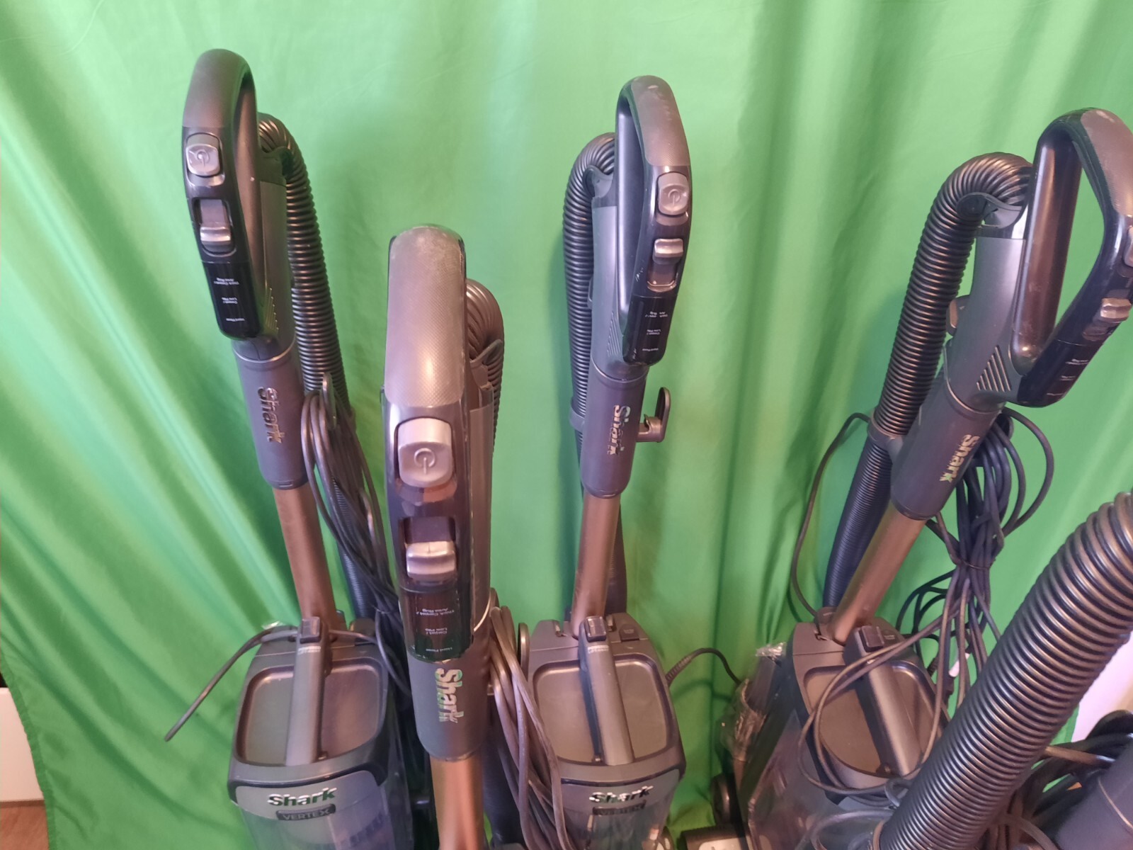 Shark Vertex Powered Lift-Away Upright Vacuum with DuoClean PowerFins ...