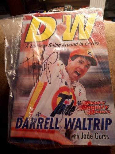 "A Lifetime Going Around In Circles", Hardback Book By Darrell Waltrip ...