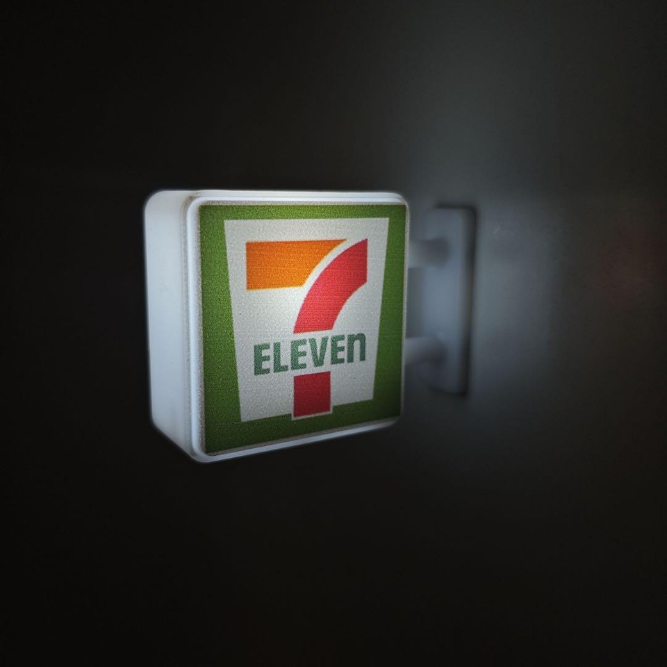 7-Eleven Miniature Light Sign Magnet Convenience Store Mini LED Sign 5. ...