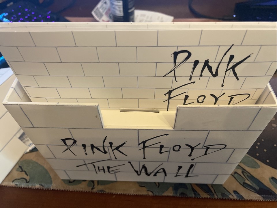 Pink Floyd The Wall 7” Single Box Set | eBay