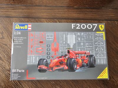 Revell 1/24 Ferrari F2007 Plastic Model | eBay