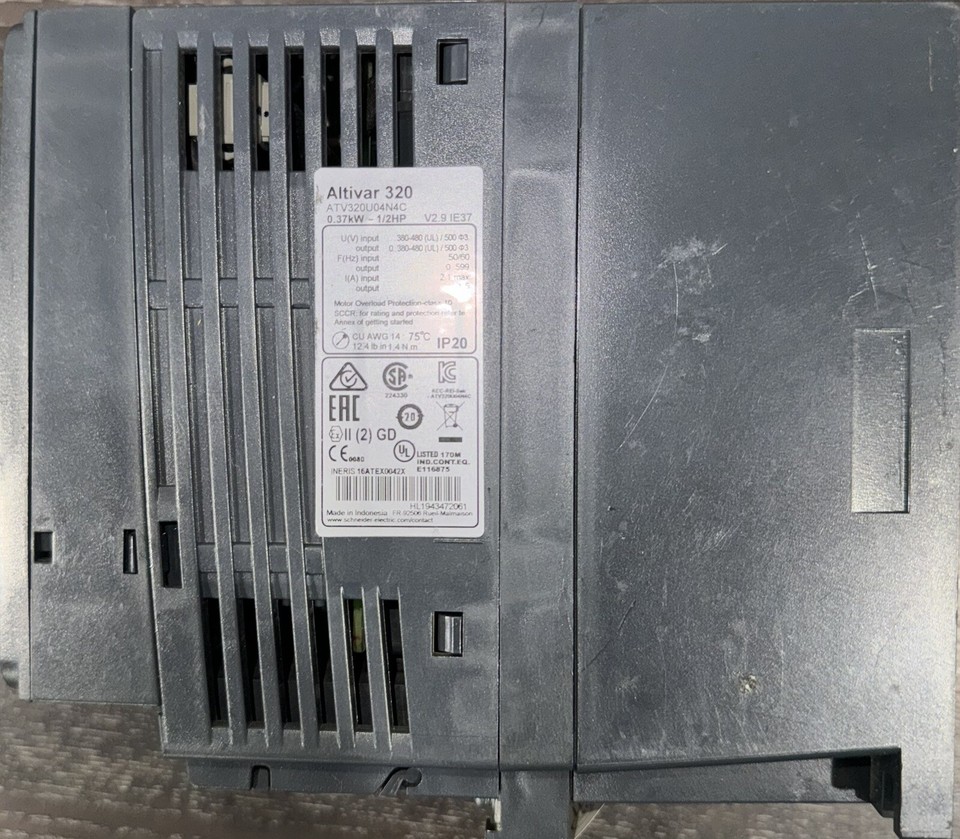 Schneider Electric Altivar ATV320U04N4C Inverter | eBay