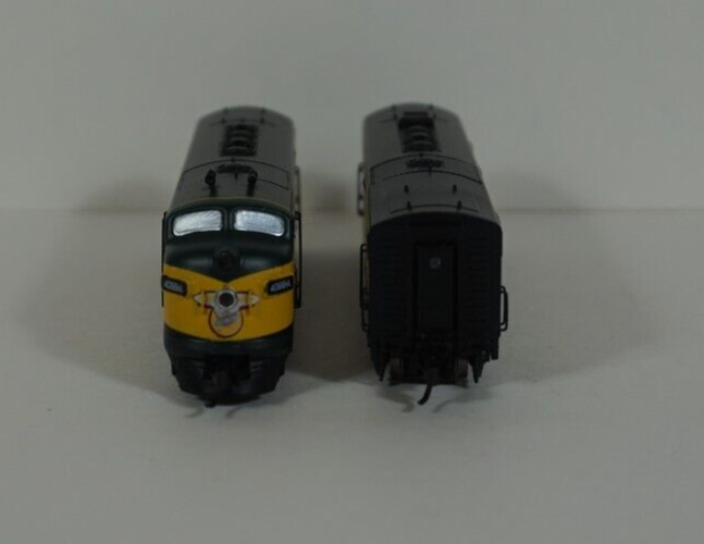 InterMountain N Scale F7 A/B Locomotive Set - Chicago & North Western ...